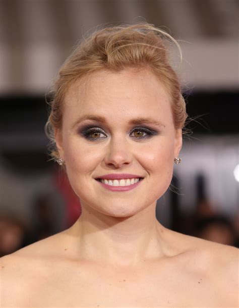 Alison Pill Hail Caesar Premiere In Hollywood • Celebmafia