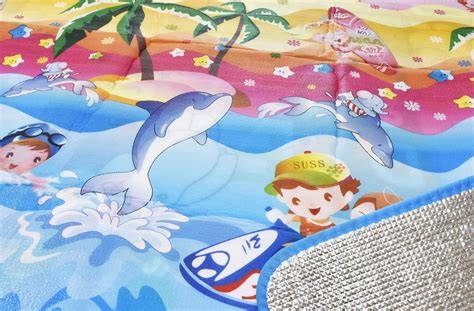 زیر انداز بازی و پیک نیک کودک