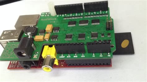 raspideck gives your raspberry pi 5v i o capability sandbox electronics