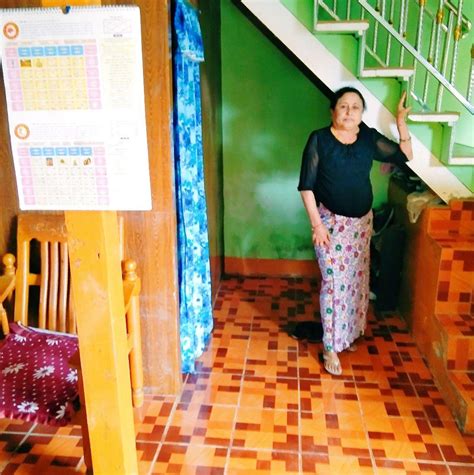 Khit Thit Media ကော့ကရိတ် ခလရ ၉၇ တပ်ထဲမှ လက်နက်ကြီး လက်နက်ငယ်များဖြင့် ရပ် ကွက် များသို့ ပစ်ခတ