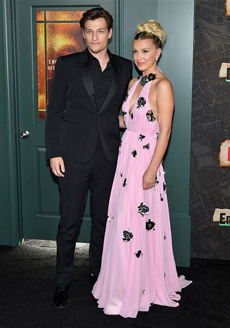Millie Bobby Brown Jake Bongiovi Cuddle At ‘enola Holmes 2 Photos