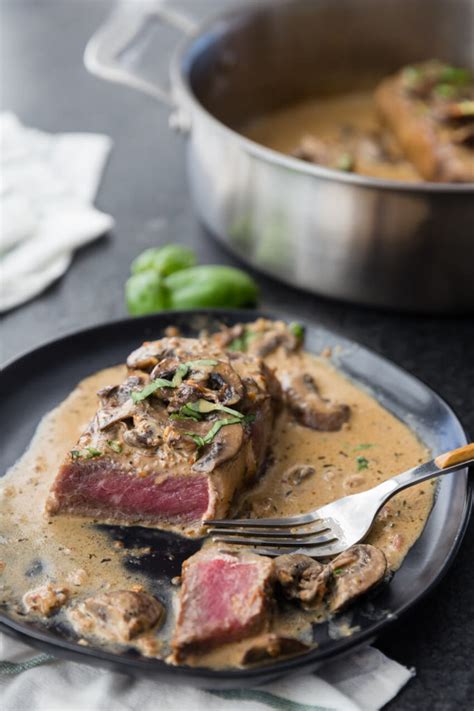 Steak With Garlic Mushroom Cream Sauce Easy Peasy Meals