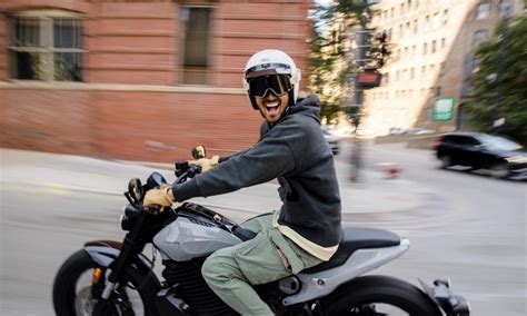 S2 Del Mar Electric Motorcycle Livewire United Kingdom