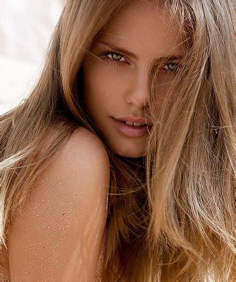 Aniko Michnyaova Gallery With 11 General Photos Models The Fmd