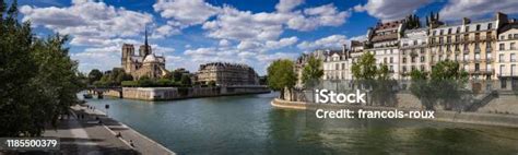 노틀담 대성당이 있는 일 세인트 루이스와 일 드 라 시테의 세네 강 둑 파리 프랑스 강에 대한 스톡 사진 및 기타 이미지 강 강둑 국제 관광명소 Istock