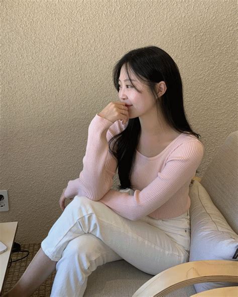 더블유비 글로리 유넥 슬림핏 골지 니트 6 Color