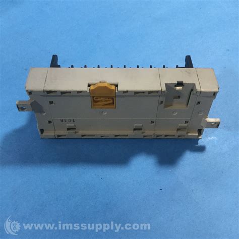 Omron XW B G Connector Terminal Screw IMS Supply