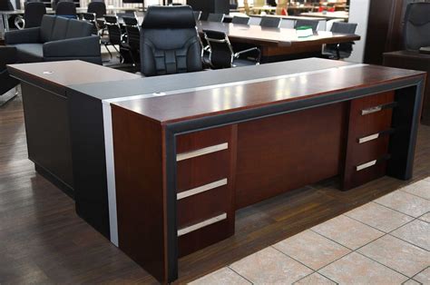 საოფისე მაგიდა E 188268