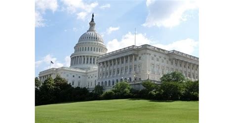 Сенатът на САЩ пред ключов вот за да не спре частично работата на правителството