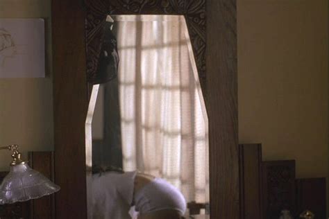 Голая Алисса Милано в Fear