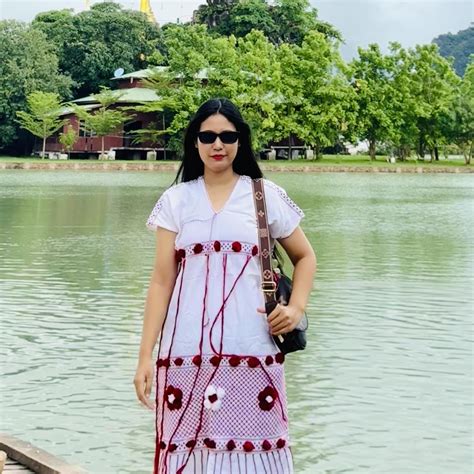 အိမ်ဦးနတ်ကြီးကမိန်းမရေငါးကြော်နှပ်လေးစားချင်တယ်ချက်ပေးပါအုံးဆိုလို့ Foryoupagereelsyoupageシ