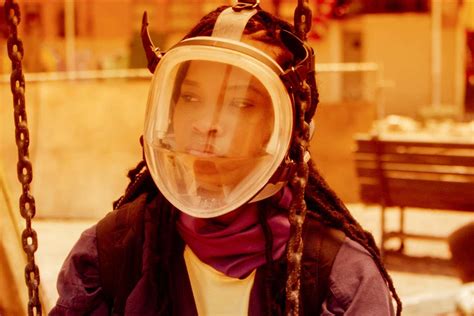 Breathe Review This One Room Sci Fi Film Doesnt Take Its Macguffin