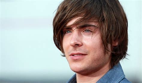 20 Incredible Feathered Hairstyles For Men To Try In 2024