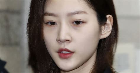 음주운전 김새론 깜짝 근황…성수동 카페 매니저 됐다