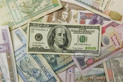 УЛСЫН ГАДААД ВАЛЮТЫН АЛБАН НӨӨЦ 40 ХУВИАР БУУРЧЭЭ