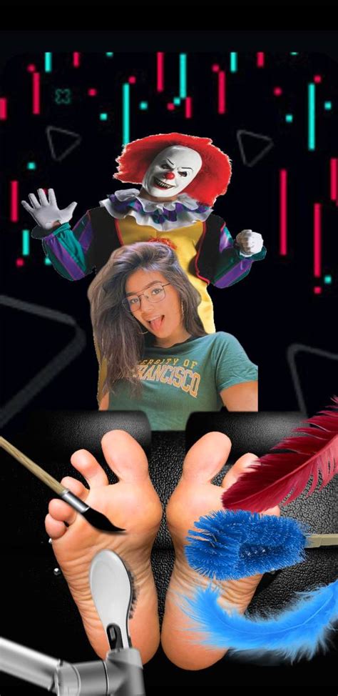 Mariana Palacios Feet