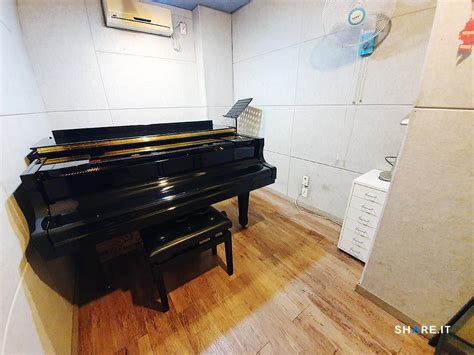 그랜드피아노 연습실 B 소토보체음악연습실 쉐어잇