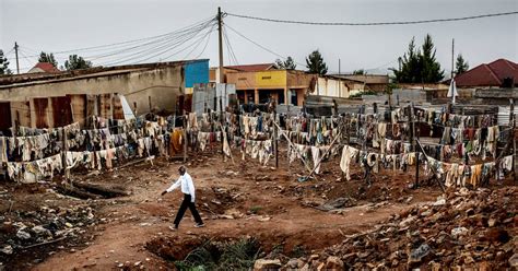 Man Bygger Da Huse På Massegrave