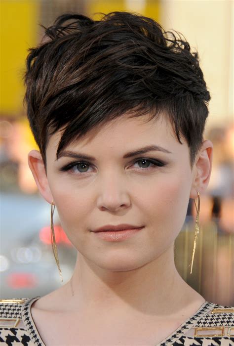 1 Haircut 6 Styles The Pixie Very Short Hair Twiggy Hair Short