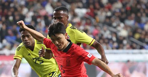 [포토s] 슈팅 시도하는 황인범