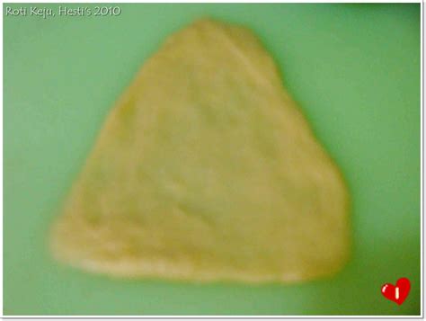 HESTI S KITCHEN Yummy For Your Tummy Roti Keju