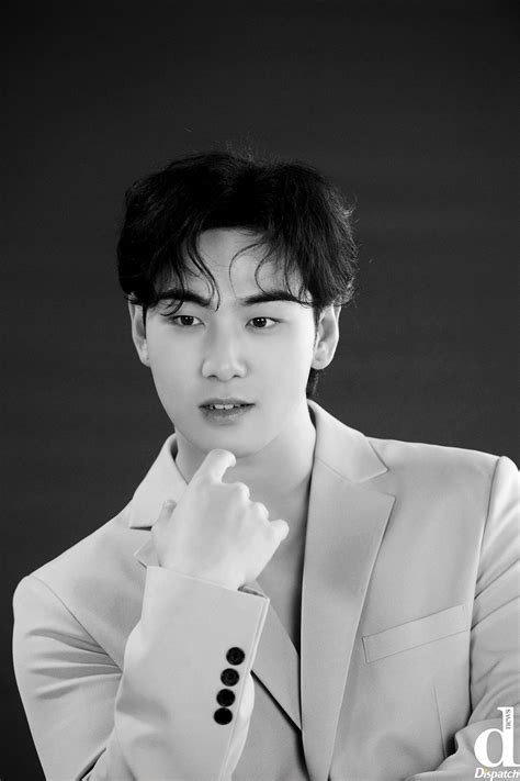 Hⓓ포토 마성의 매력 ㅣ 백호 디스패치 뉴스는 팩트다