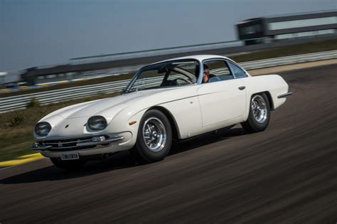 El Primer Lamborghini 350 Gt Restaurado Por La Marca