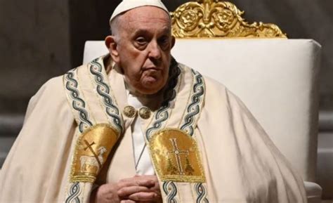 Besimtarët Katolikë Festojnë Pashkët Papa Françesku Të Mos Lejojmë Që Të Burgosemi Nga Gurët E