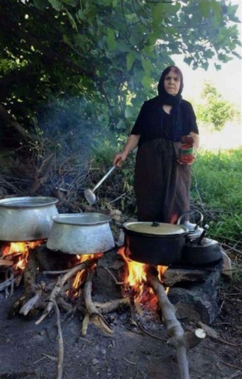 بوست ذكريات جيل الطيبين قبل الانترنت Kadın Olmak Taşra Yaşamı Fotoğraf