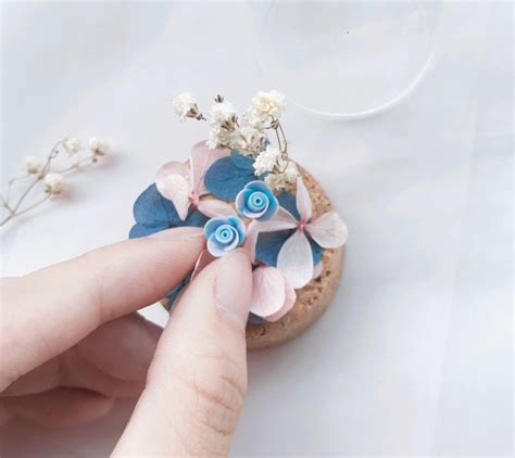 石英粉寧靜藍玫瑰耳環 迷你玻璃罩 925純銀耳針 Zuzu Jewelry｜耳環耳夾耳骨夾人氣榜 Pinkoi