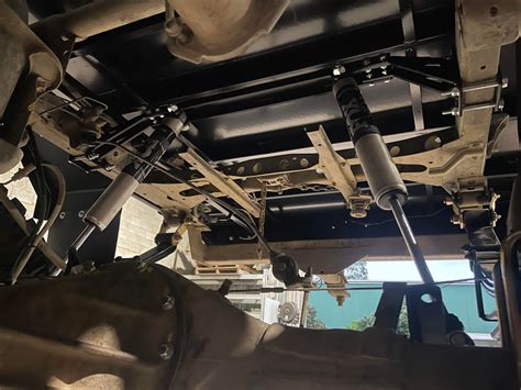 Hilux 97 2005 Shock Inversion Kit Boost Off Road Performance