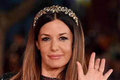 Alessia Fabiani Super Sexy La Moto è Fortunata