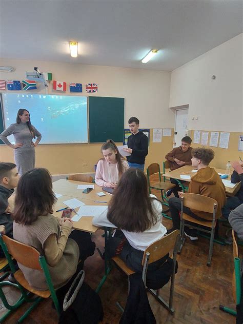 Тиждень англійської мови Український фізико математичний ліцей КНУ імені Тараса Шевченка