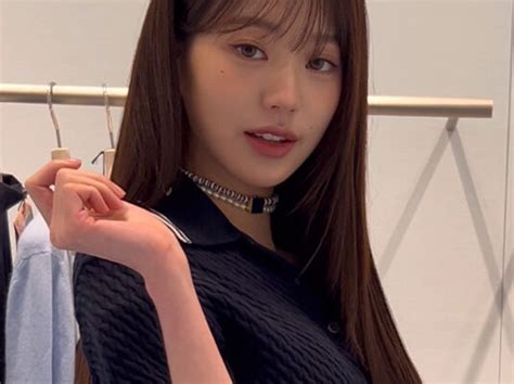 럭키비키 아이브 장원영이 선택한 미우미우의 아이템을 알려줄게 마리끌레르 코리아 Marieclairekorea