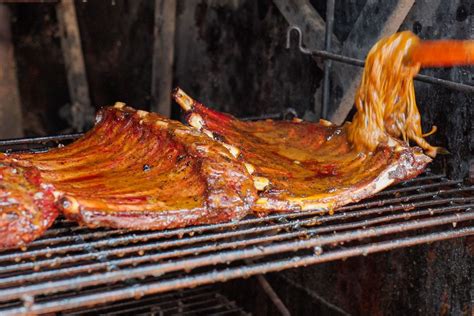 8 Tips For Perfect Smoked Meat According To Pitmasters