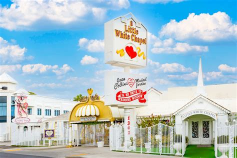 Vegas Wedding Cost 60 Photos