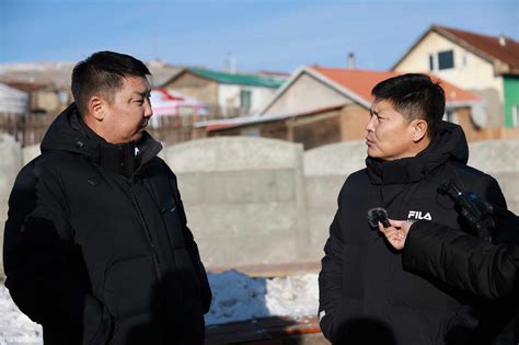 Гэр хороололд бичил цэцэрлэгт хүрээлэн байгуулан тохижуулжээ