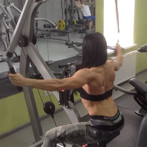 гигантский сет 500 повторений Это короткая но очень эффективная тренировка Всего лишь за 35