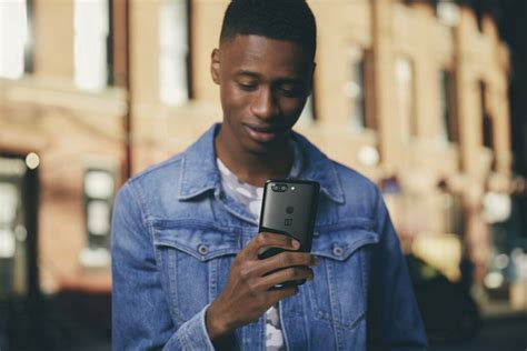 All The OnePlus T Official Images That You D Want Are Here Pictures Show All The Details