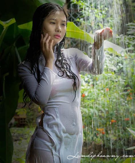 Ngỡ Ngàng Với ảnh Nóng Nữ Sinh Mặc áo Dài Mỏng Dính