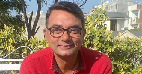 Fiction Dinkar Has Been Fired From His Job Lost And Unemployed Can He Find Happiness At 29