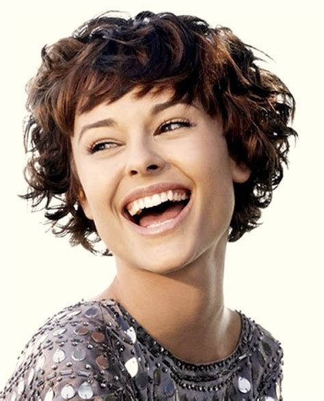 Sexy Hairstyles For Short Wavy Hair