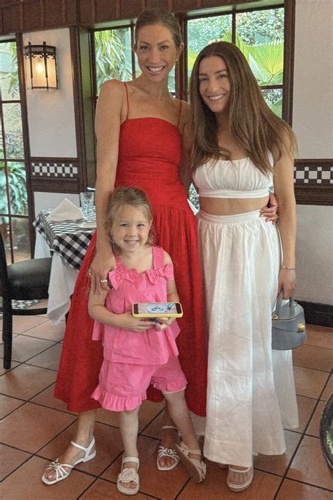 Stassi Schroeder Clothes And Outfits Star Style Celebrity Fashion