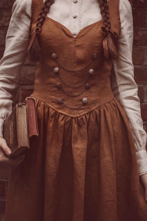 Evelyn Lookbook Revintaria Evelyn Lookbook Revintaria