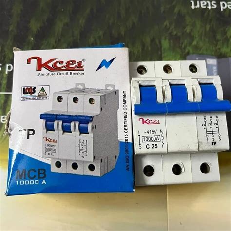 35 A 3 Pole Kcei Mcb Tp 6 32a At Rs 250 Piece In Ahmedabad Id 2851649665848