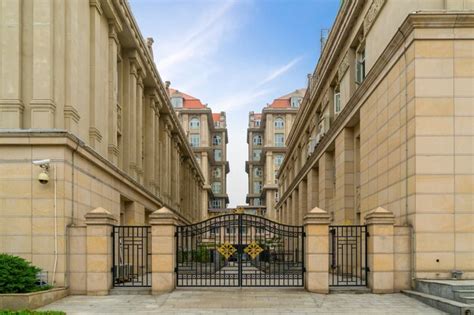 Premium Photo Iron Gate At The Entrance Of Residential Building In