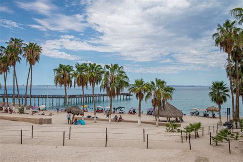 La Playa De México Que Parece Una Alberca Por No Tener Olas Es