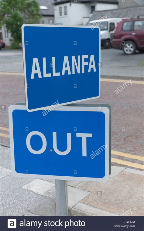 Sign Supermarket Exit Shopping Stock Photos Sign Supermarket Exit Shopping Stock Images Alamy