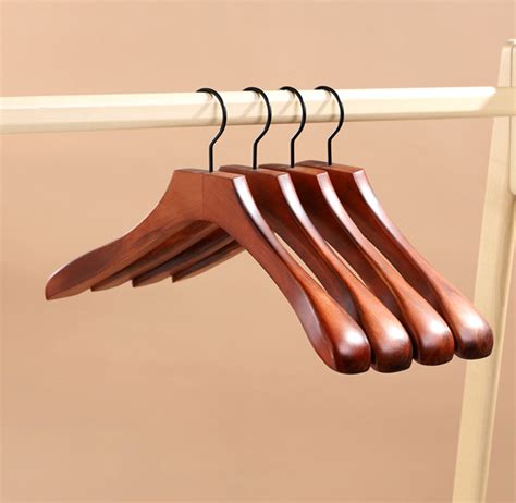 Luxury Brown Wooden Clothes Hangers Made Of Solid Lotusbeech Hard Wood