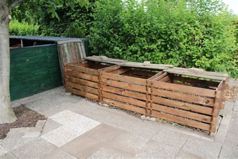 21 Simple Steps To Start A Compost Pile This Spring For Rich Nutrient Packed Soil